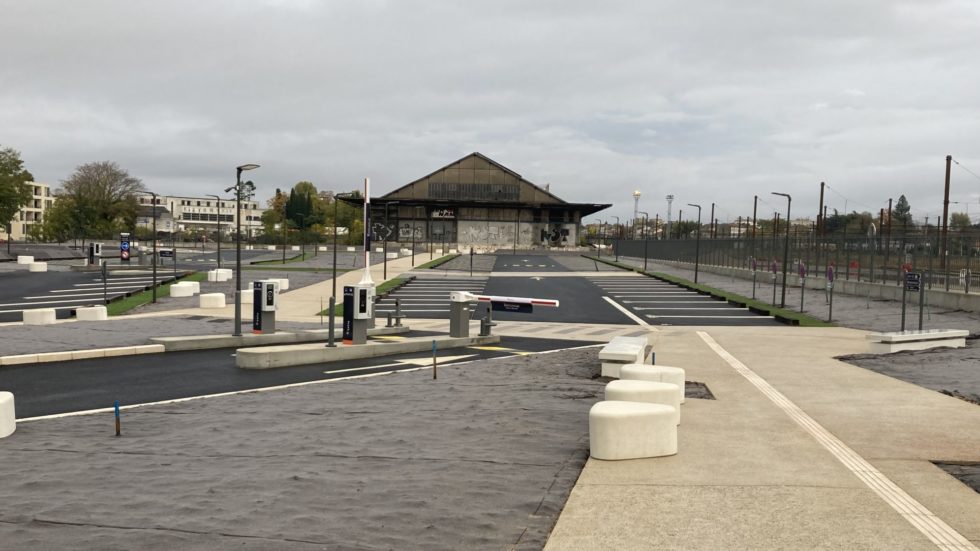 Parkings paysagers de la Gare d’Angoulème - I Comme